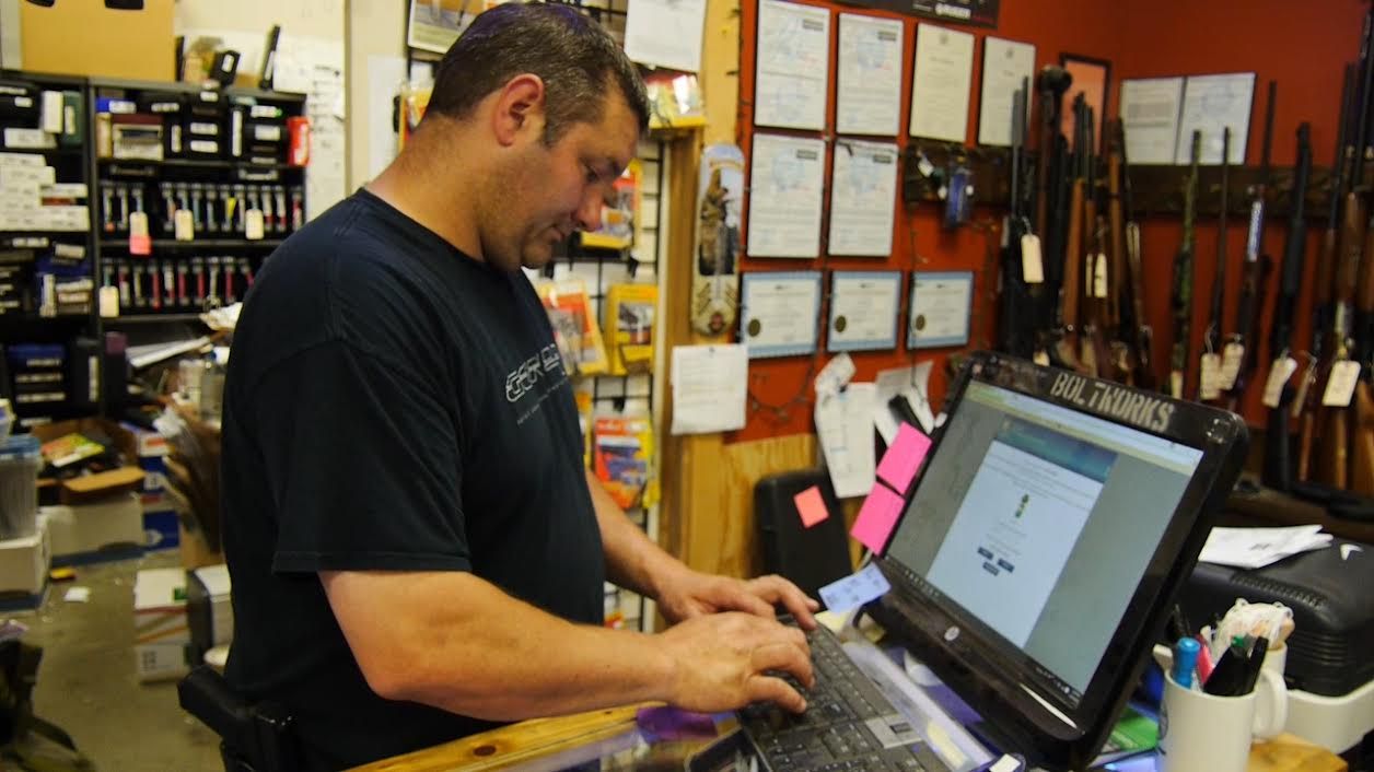 How Can Gun Dealers Aid Local Law Enforcement? - WICZ