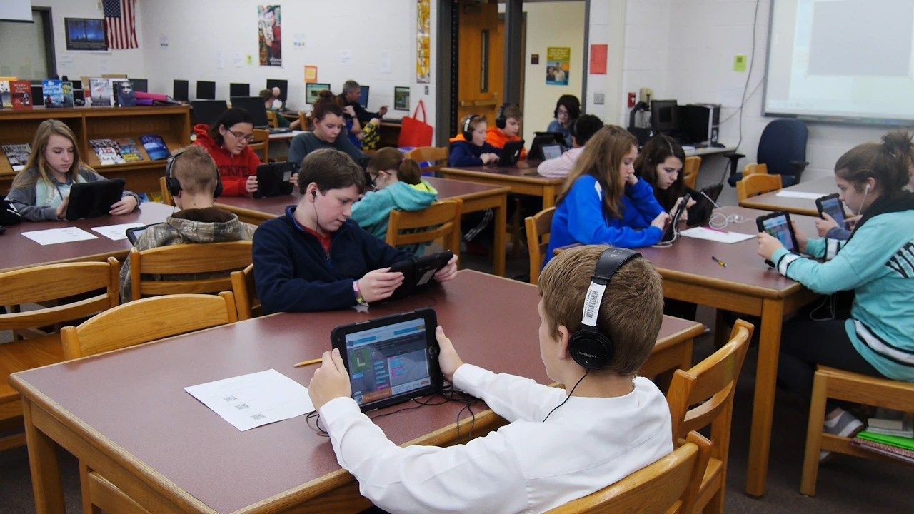 Coding As a Career: Program Shows Middle School Students Future Options ...