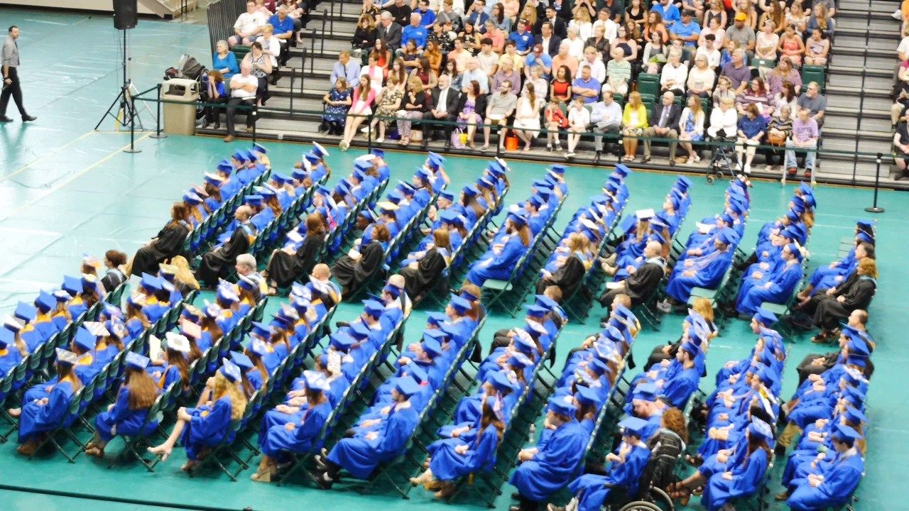 Maine Endwell Class of 2018 Graduates at BU Event Center - WICZ