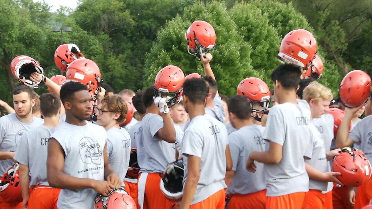 Fox 40 goes to camp: Union-Endicott Tigers - WICZ