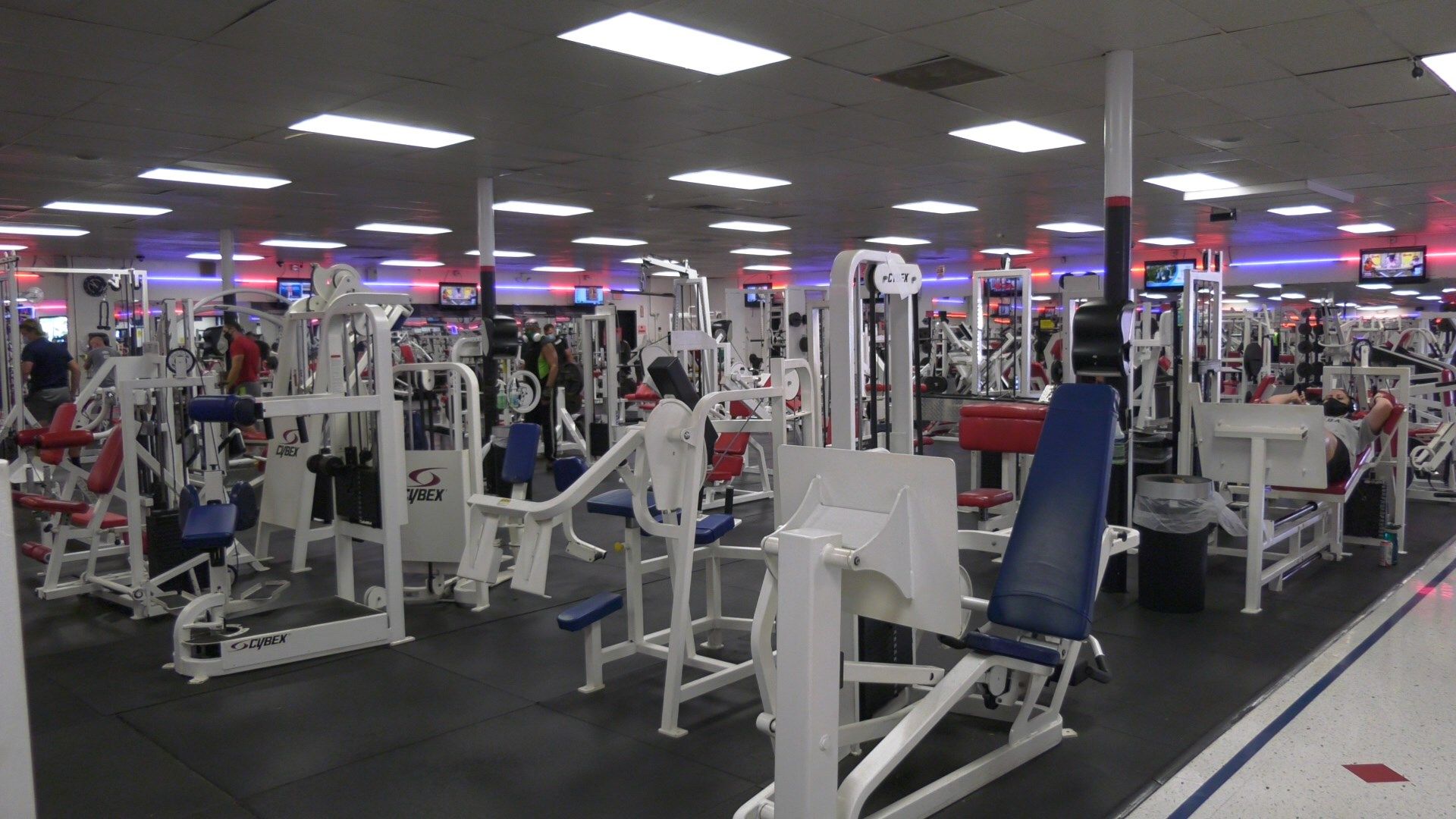 Gyms Re-Open in New York State - WICZ